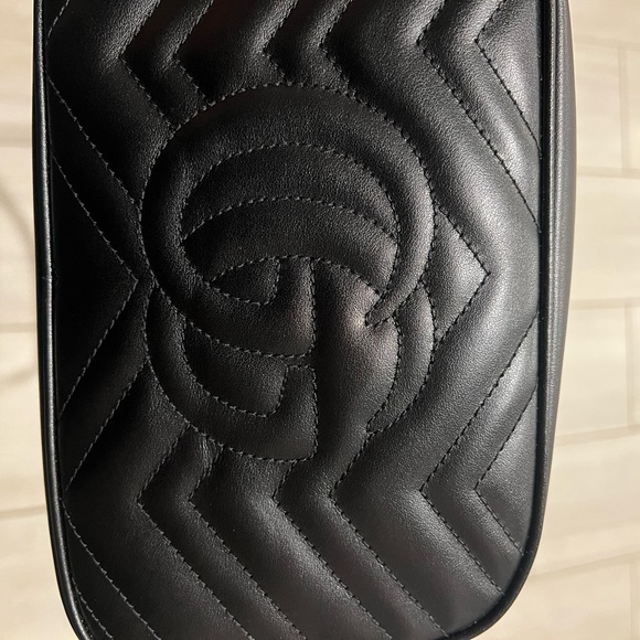 Gucci | Bags | Gucci Gg Marmont Small Shoulder Bag In Black Leather ...